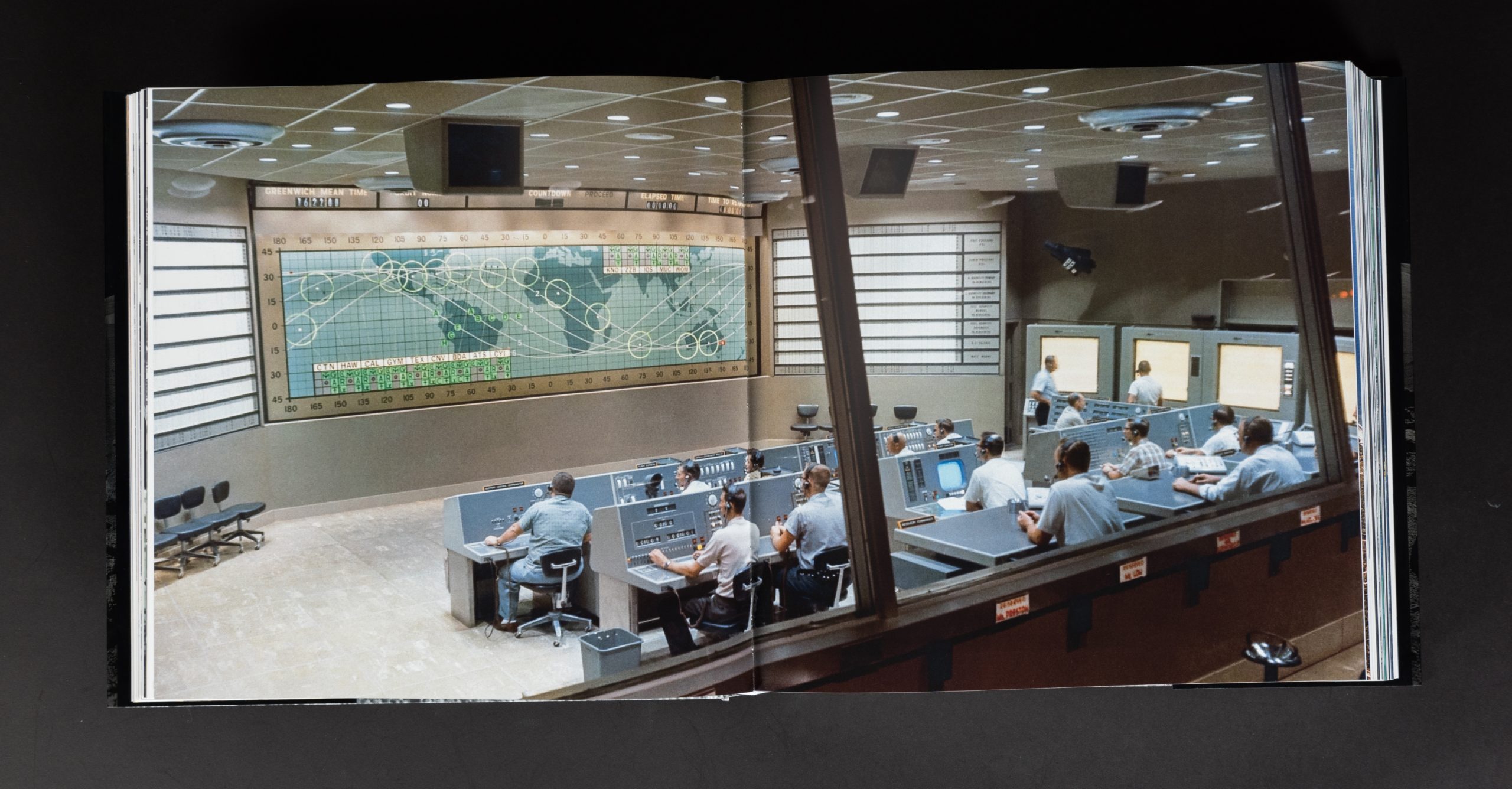 The NASA Archives. 60 Years in Space – Artron